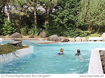 Freizeitbad Reinbek: Sommer- und Hallenbad | Mamilade Ausflugsziele
